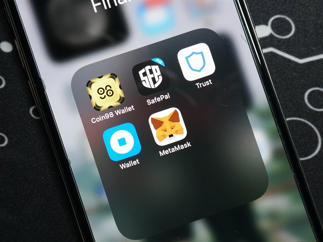 Hot Vs. Cold Wallets: What Are The Differences?